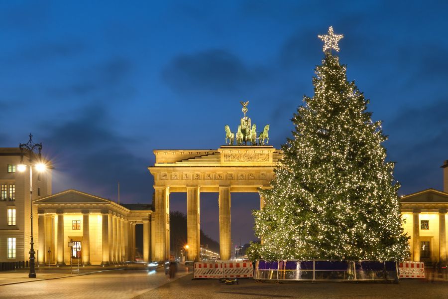 How to Celebrate Christmas in Europe | Travel Department IE